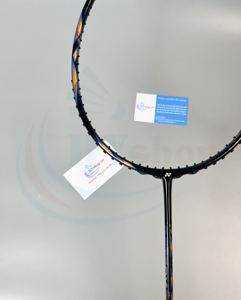 Vợt Cầu Lông Yonex Astrox 77 Tour | đáng Trải Nghiệm